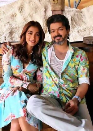 Pooja Hegde and Thalapathy Vijay's BTS Video from the Sets of Jana ...